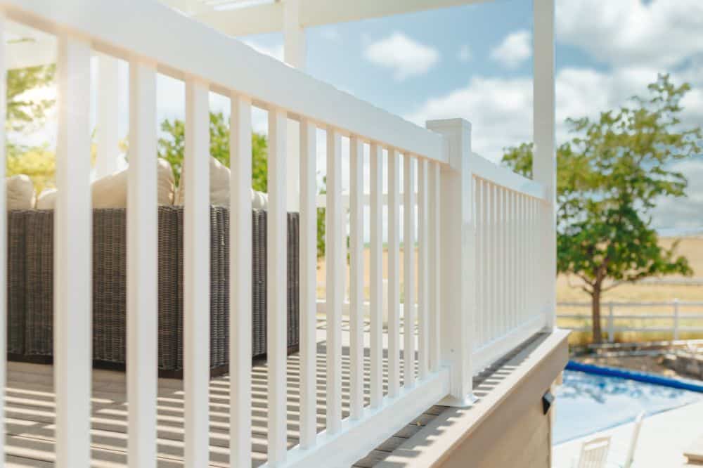 Homeland Vinyl Railing – Alliance Fence & Supply